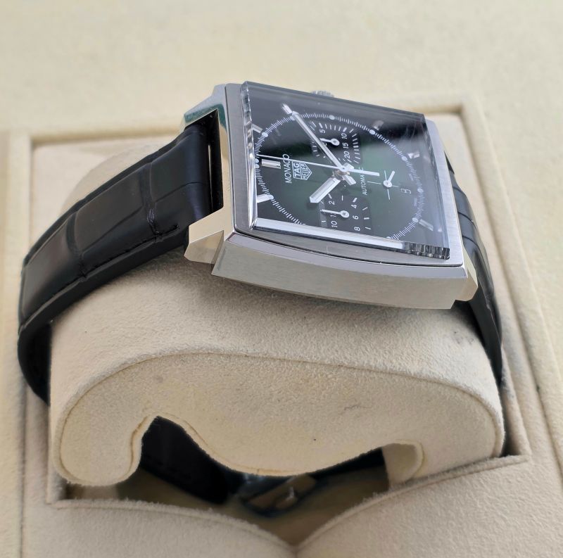 TAG Heuer Monaco Green Limited Edition - Watch Connect