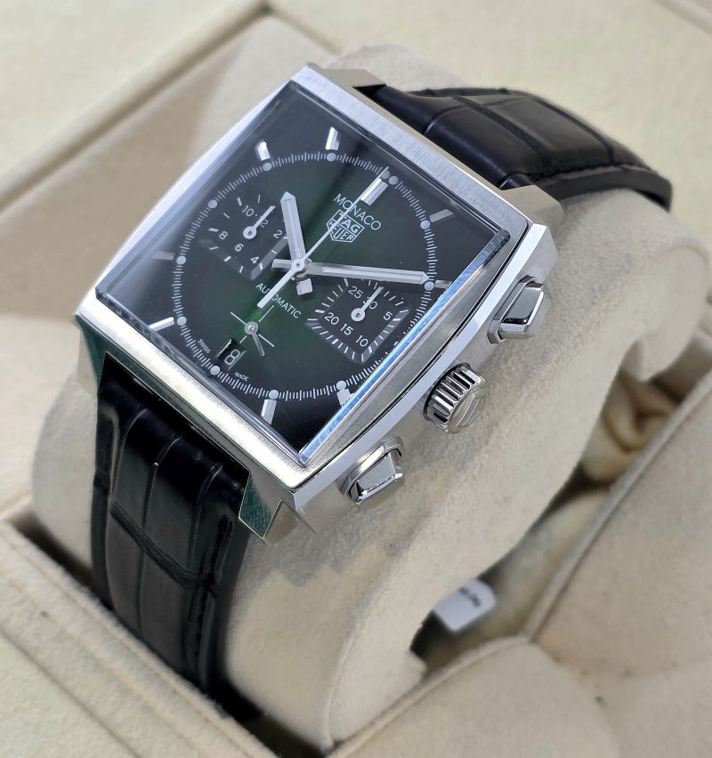 TAG Heuer Monaco Green Limited Edition - Watch Connect