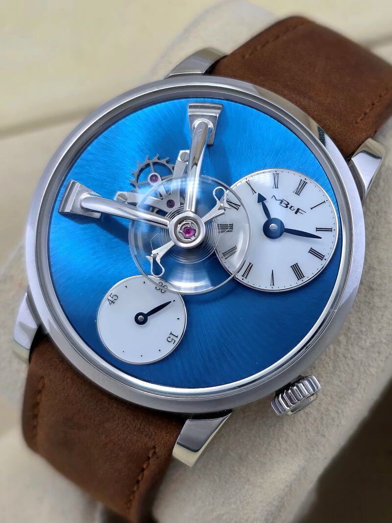 MB&F Legacy Machine LM101 - Watch Connect